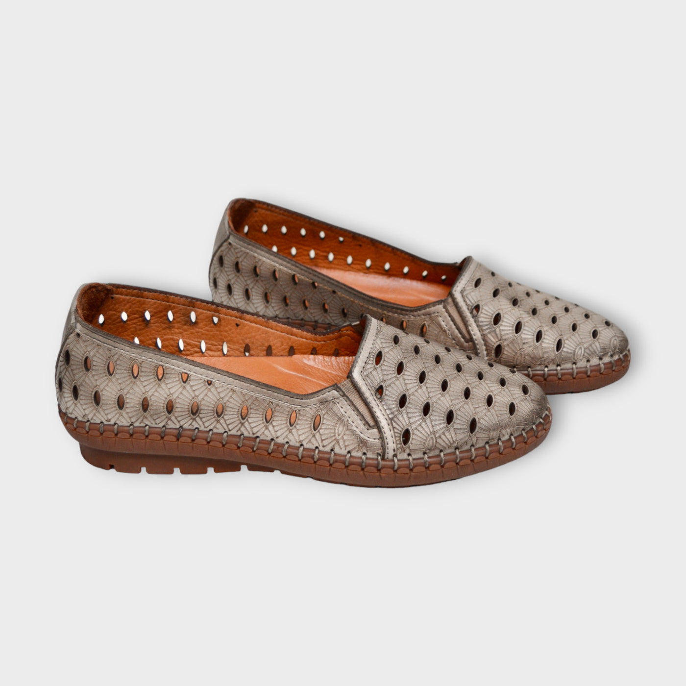 Volks Walkers Boots Canada- Volks Walkers Shoes Canada – Shoes for the Soul
